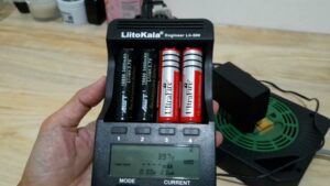 Baterai Rechargeable Itu Apa? Ini Pengertian & Tips Perawatan