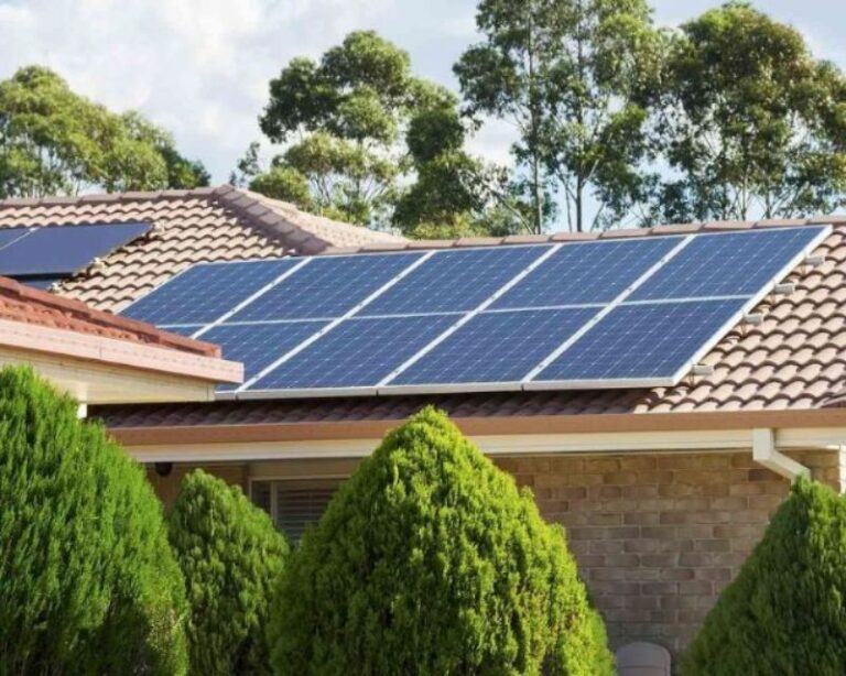 Daftar Harga Solar Panel 100 Watt & Biaya Pemasangannya