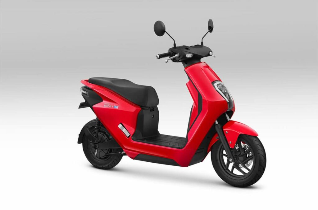 8 Merek Motor Listrik dengan Spesifikasi Terbaik Dikelasnya ...